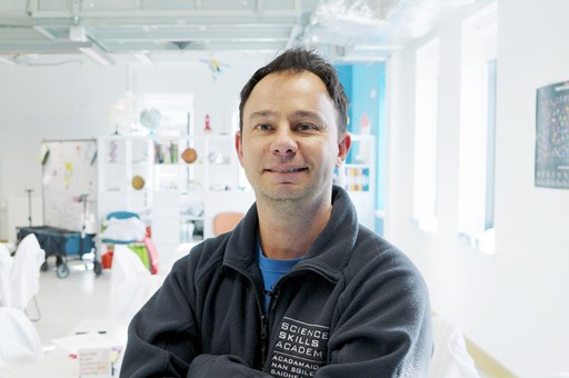 I love that every day is different - Newton international